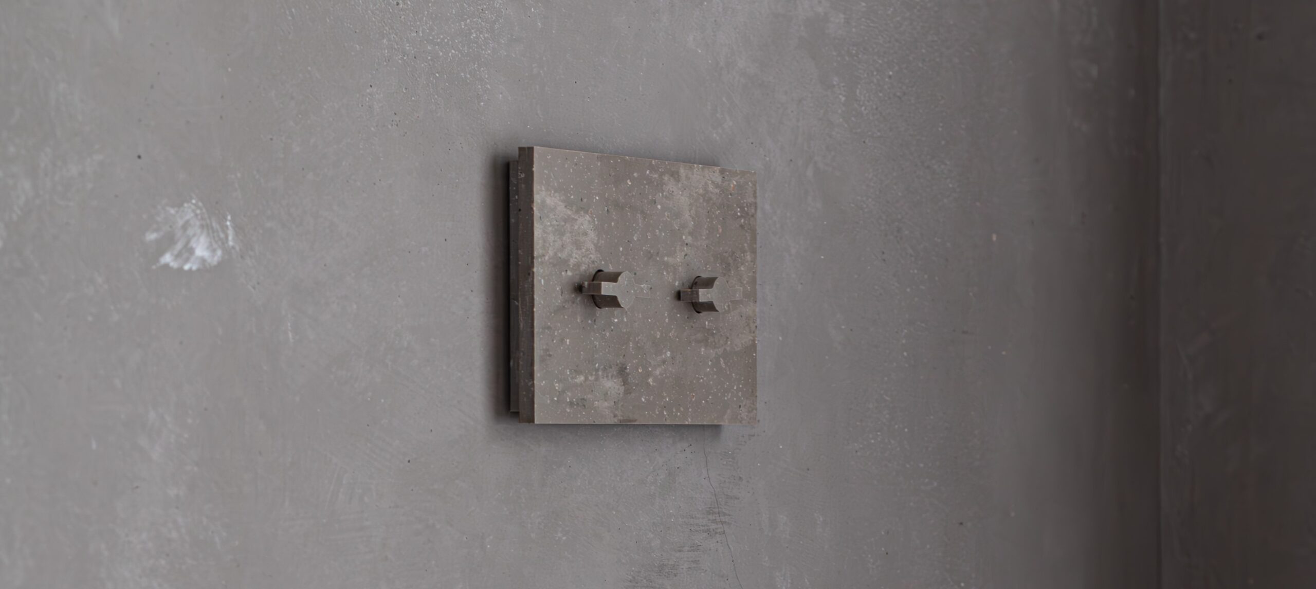 New Things design schakelaars, dimmers en stopcontacten - Bright Little ...